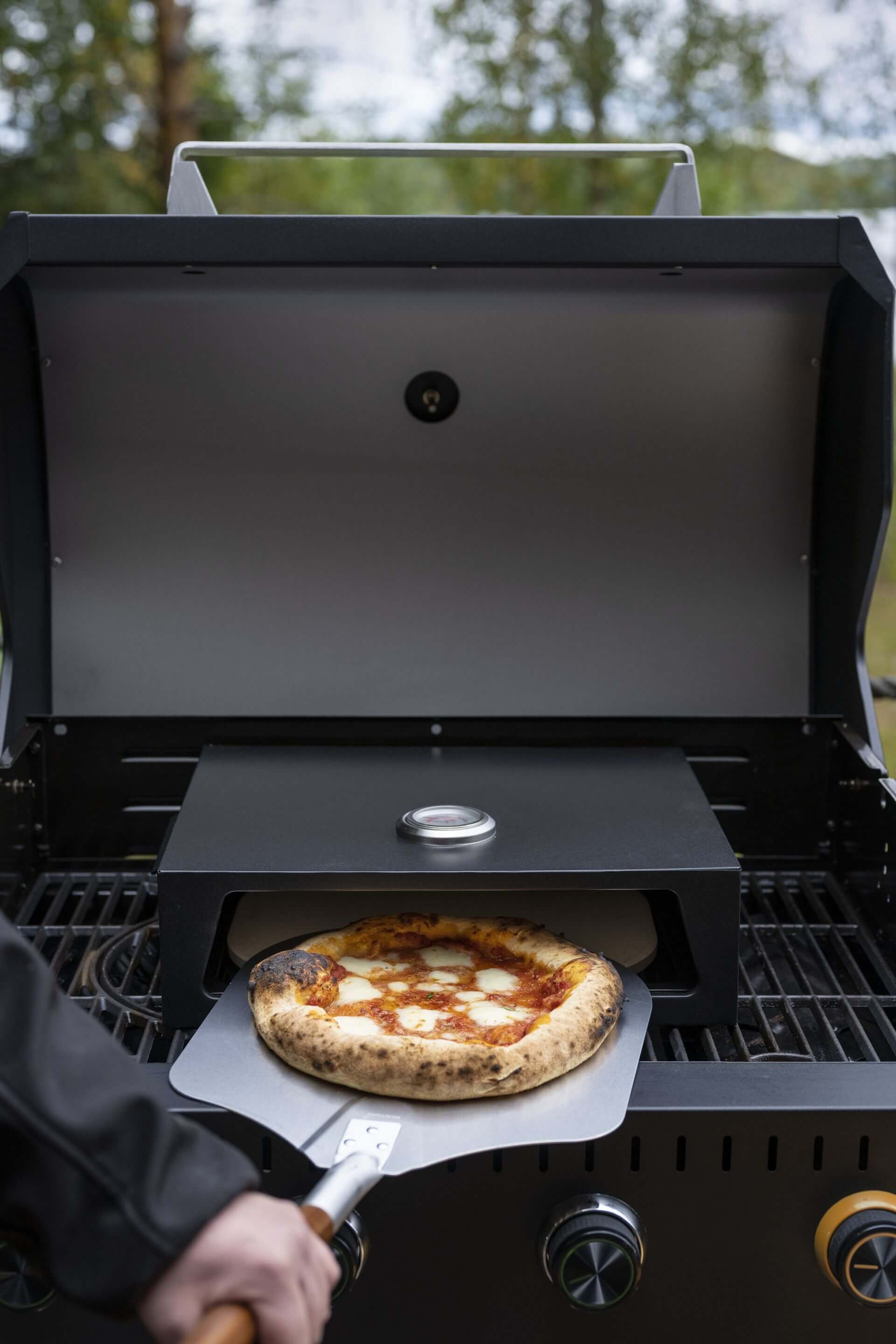 Pizzauuni kaasugrilliin, Mustang alennuksella! - 48,00 EUR 💙